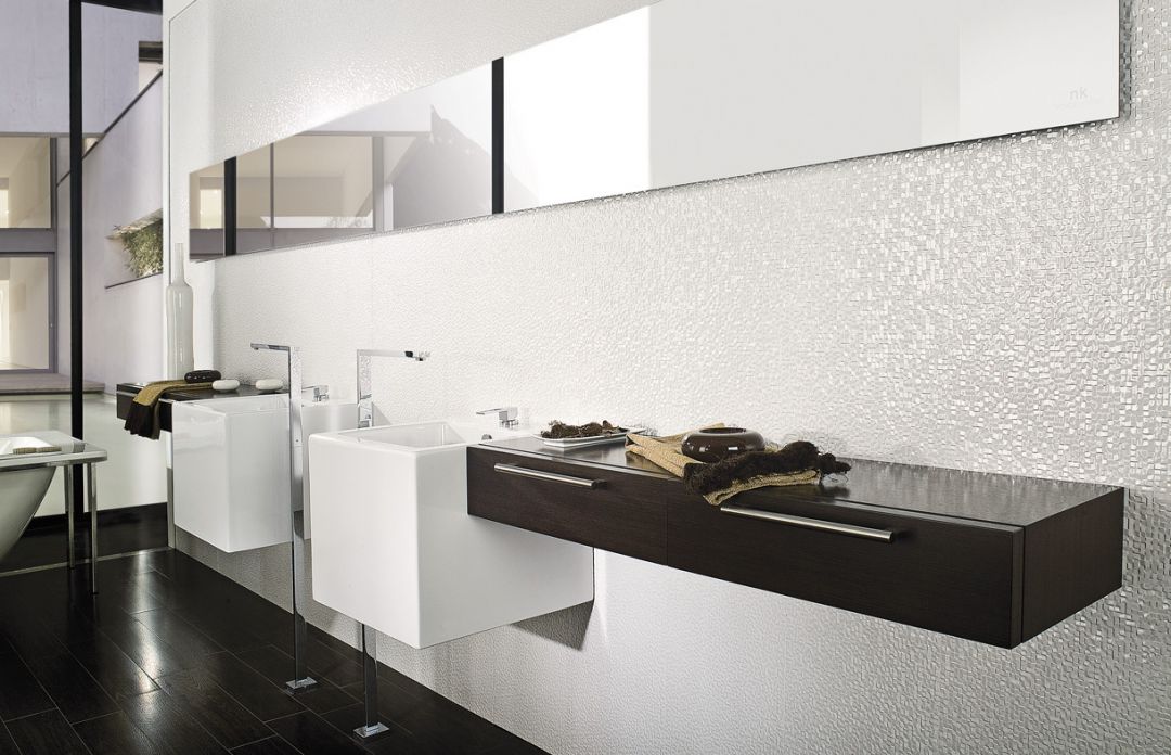 Porcelanosa Cubica blanco ceramic tiles – Foxwood